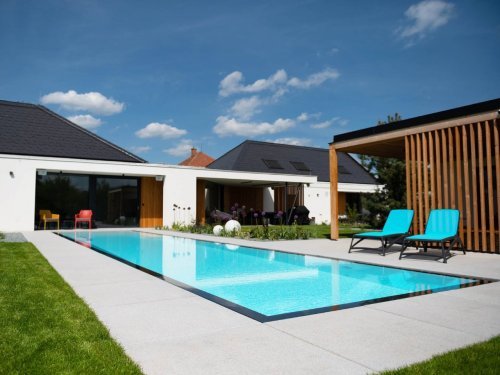 OVERFLOW SWIMMING POOLS | Centralplast s.r.o.